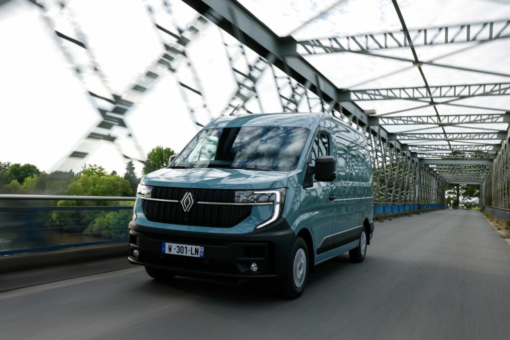 Comenzi deschise pentru noul Renault Master - Flote Auto